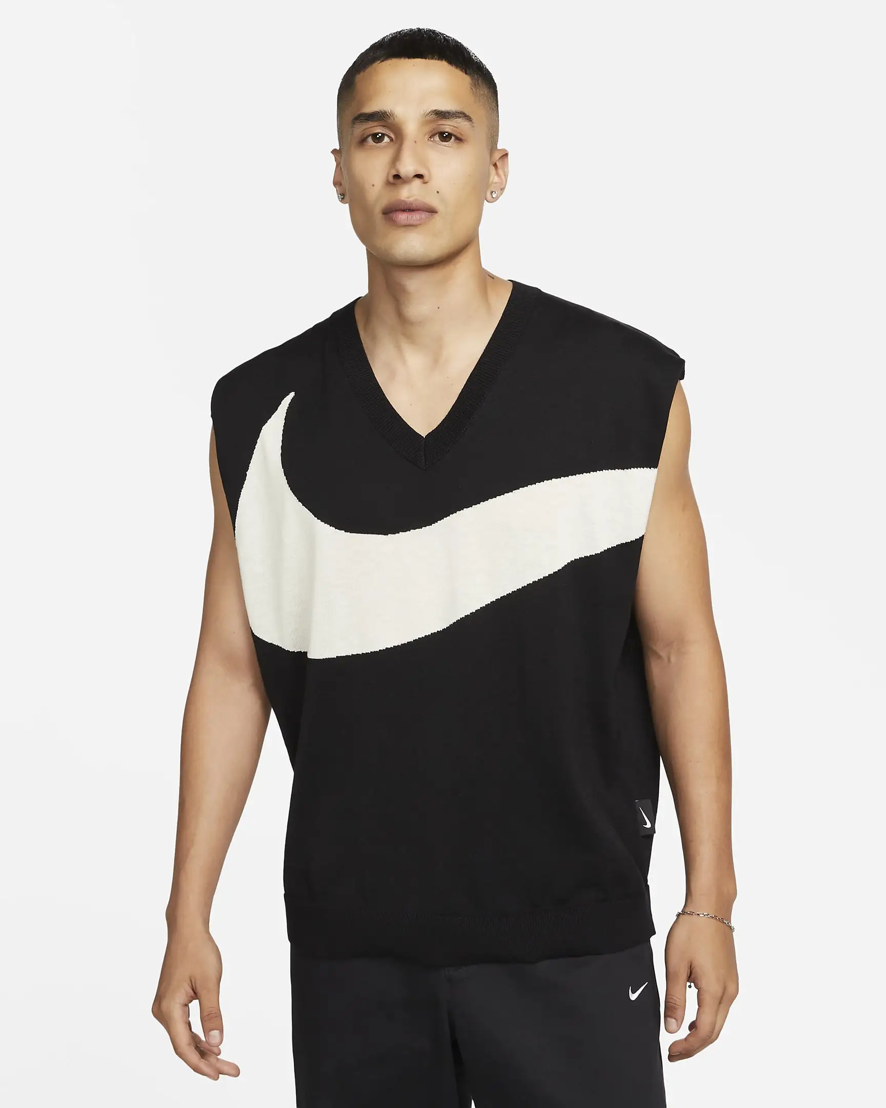 Мужской жилет Nike Swoosh (FD2873-010) — купить с доставкой из США и ...